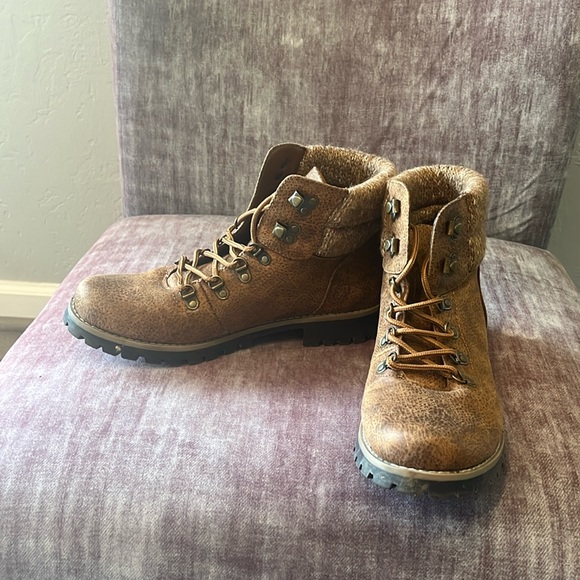 Cliffs by WHITE MOUNTAIN | Shoes | Womens Cliffs Leather Combat Boots ...